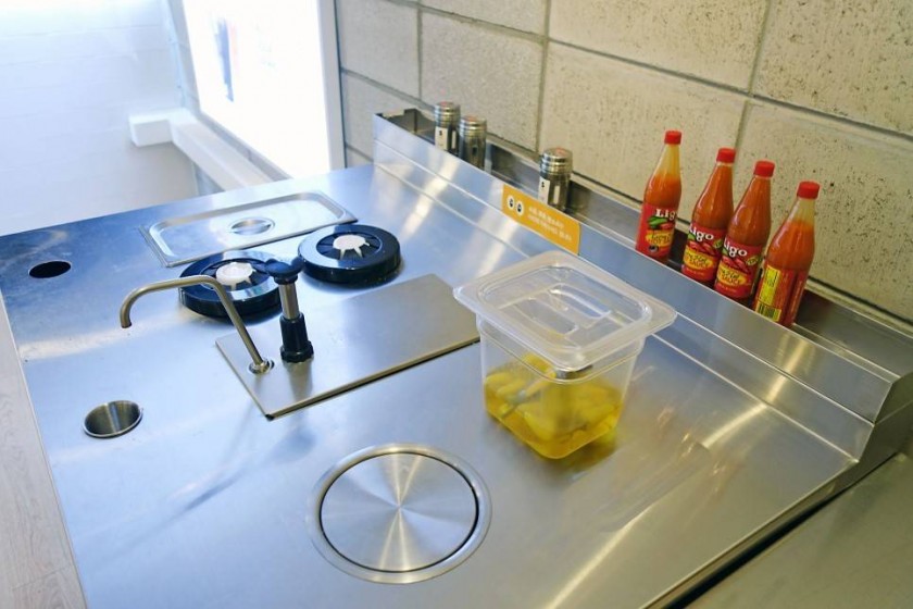 이슈/유머 - 삼성역에 생긴 부천 크라이버거.jpg